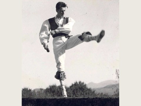 "Bizi naizeno, je danserai la vie" dokumentala — Basque cultural institute