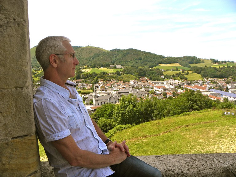 Pier Paul Berzaitz + Kantiruki — Basque cultural institute